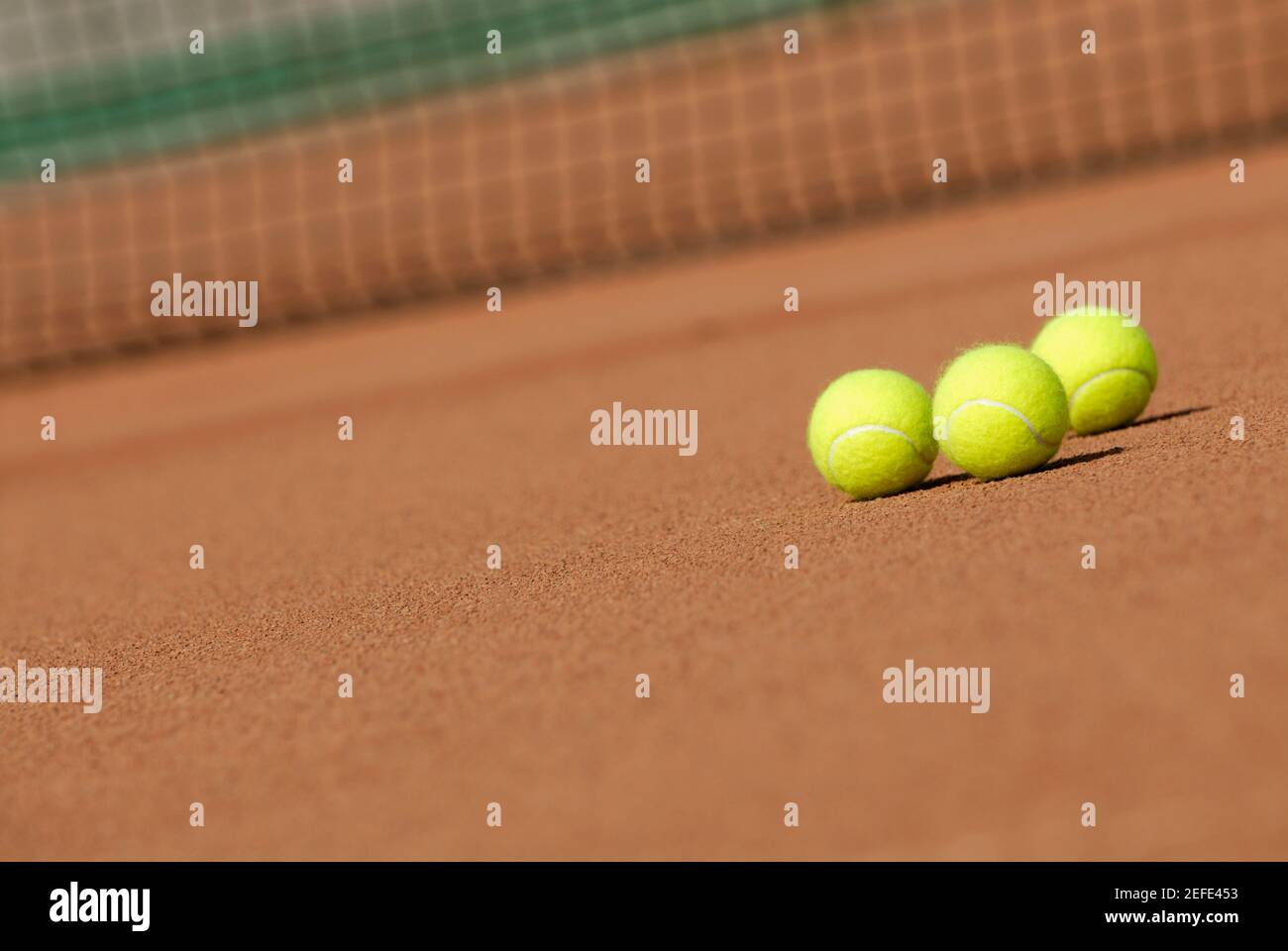 Three tennis balls hi-res stock photography and images - Alamy