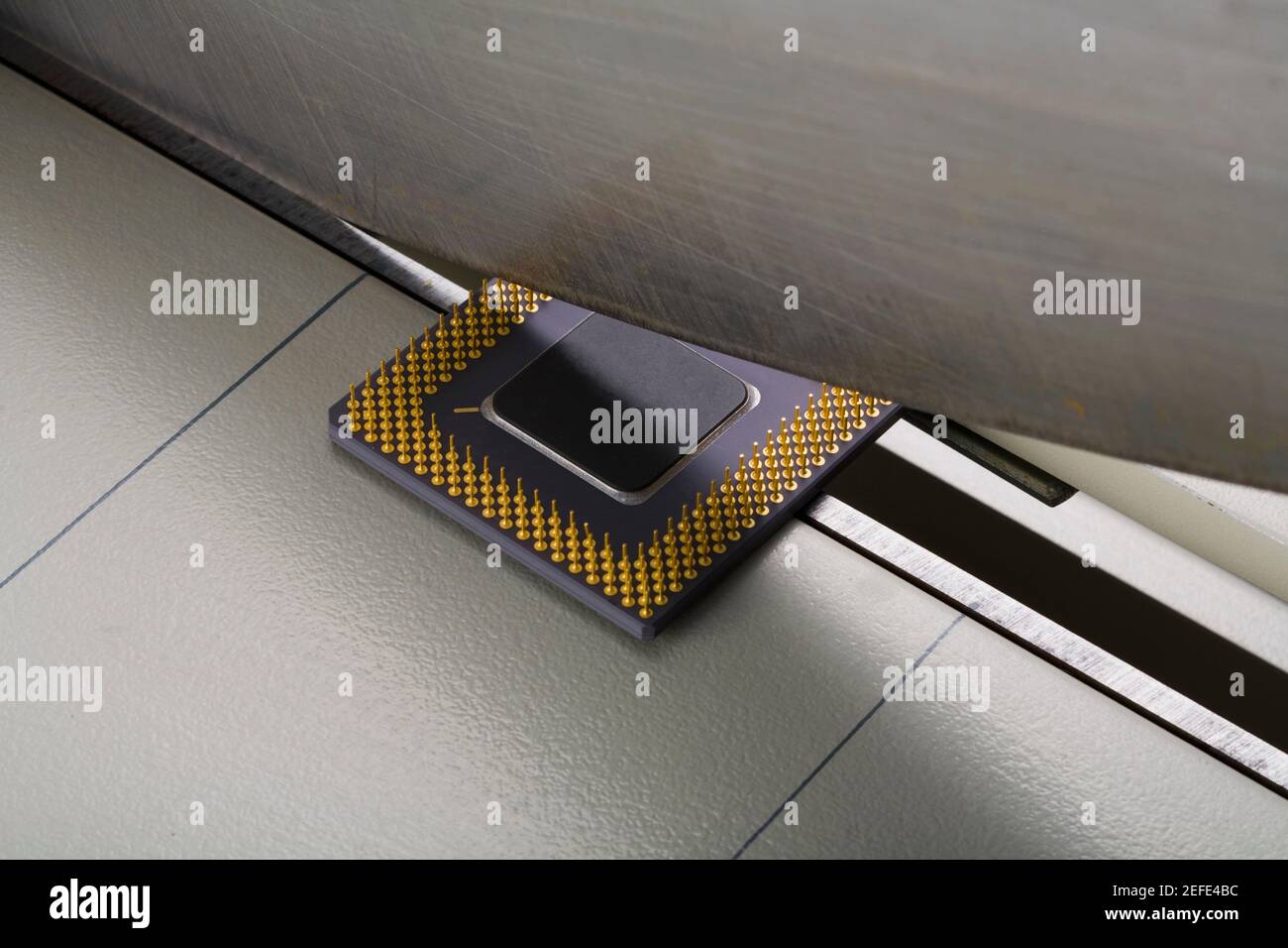 Chip cutter hi-res stock photography and images - Alamy
