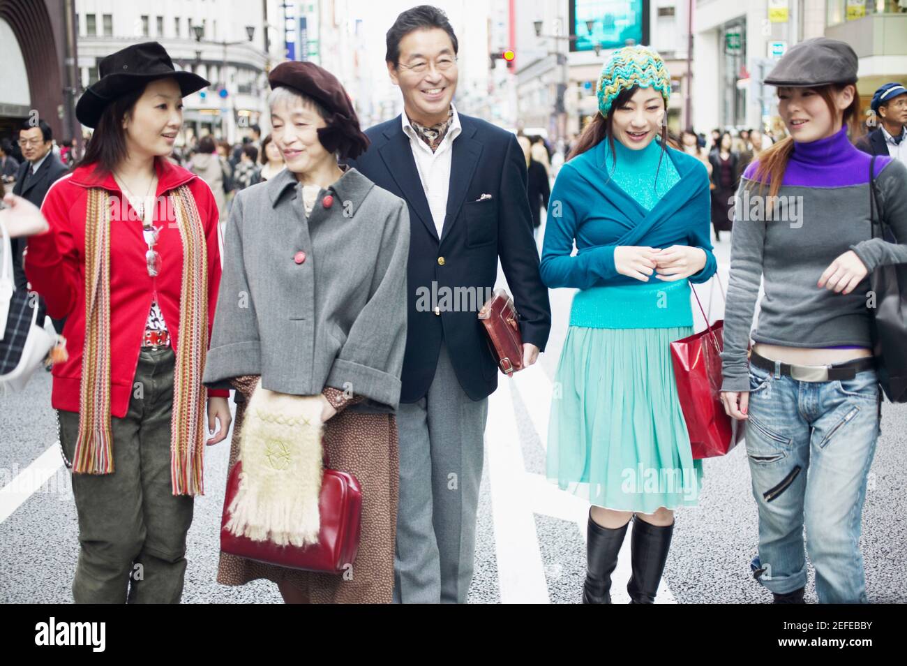 Japanese generations family hi-res stock photography and images - Alamy