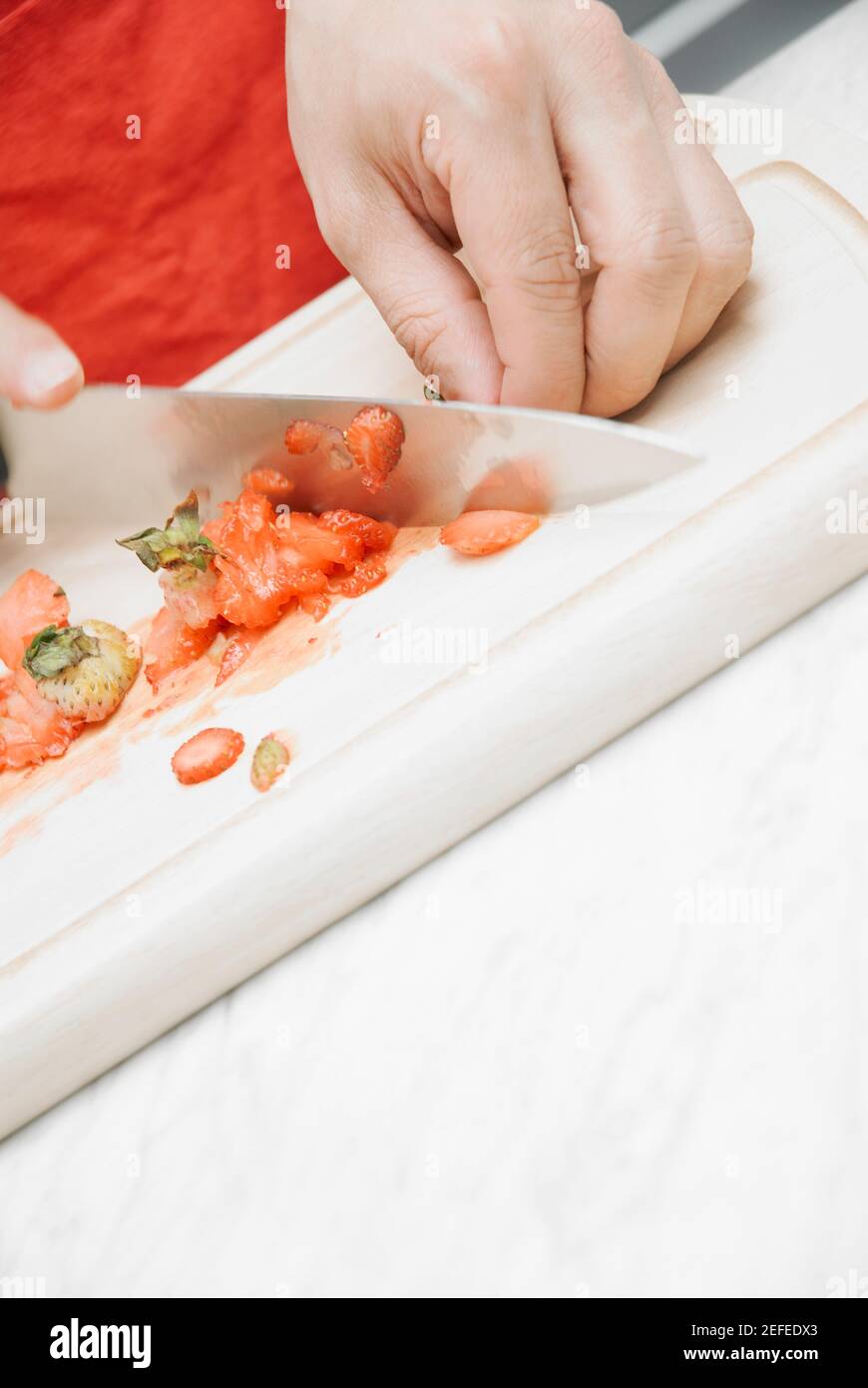 Close up cutting chopping slice hi-res stock photography and images - Alamy