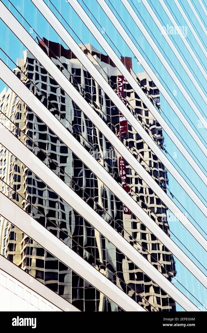 Mirrored structure hi-res stock photography and images - Alamy