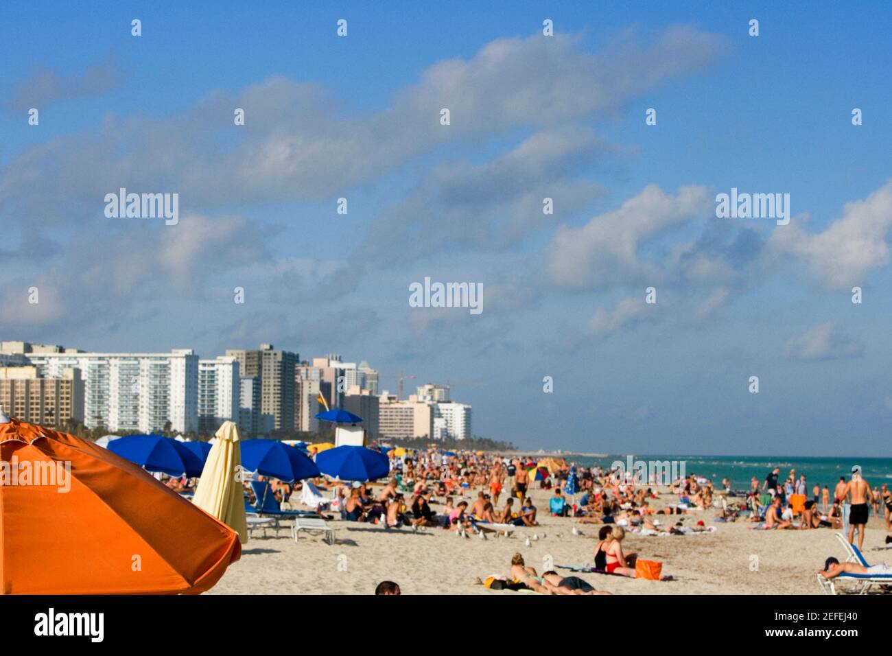 People sunbathing on miami beach hi-res stock photography and images ...