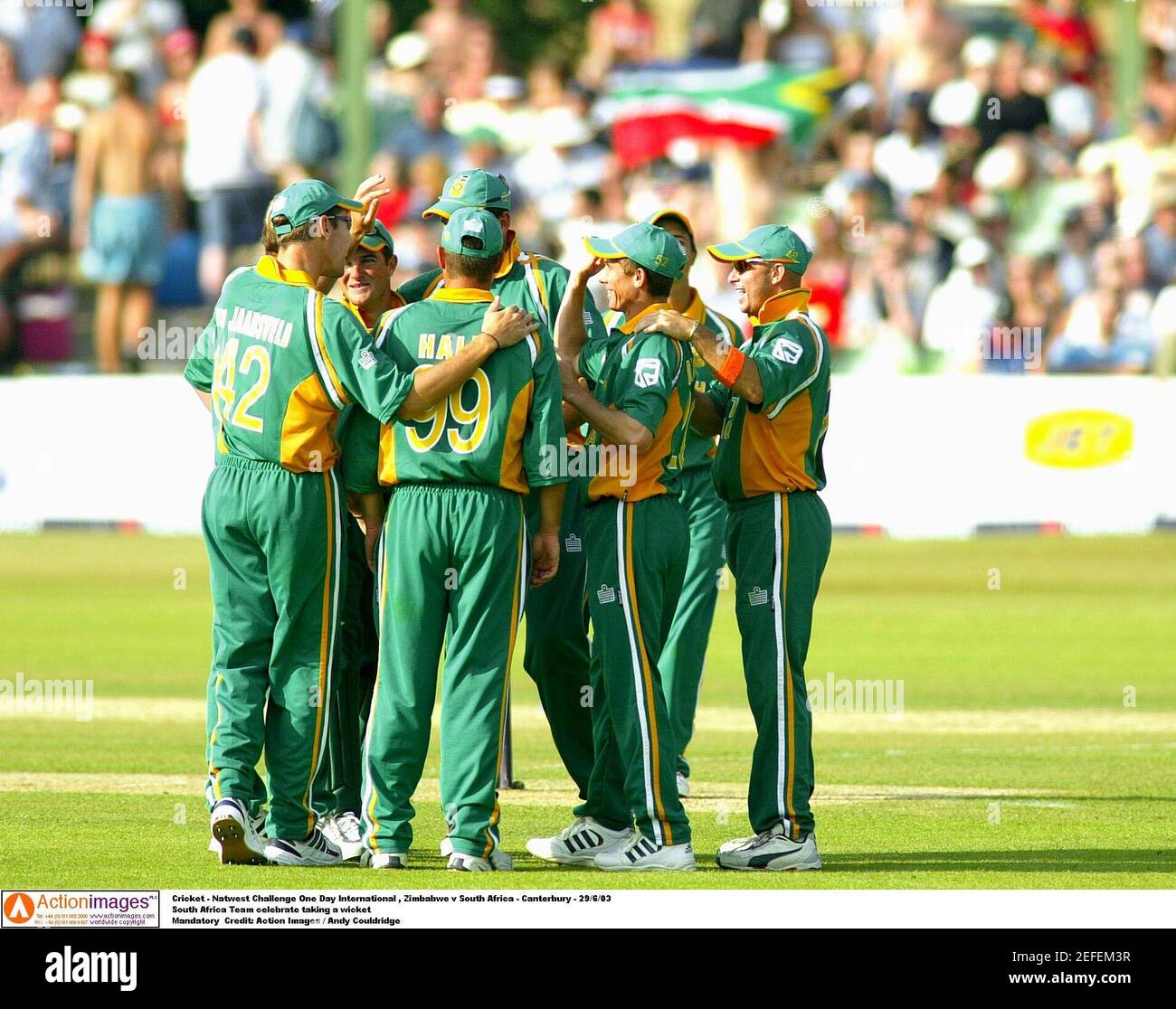 Zimbabwe cricket team celebrate hi-res stock photography and images - Alamy