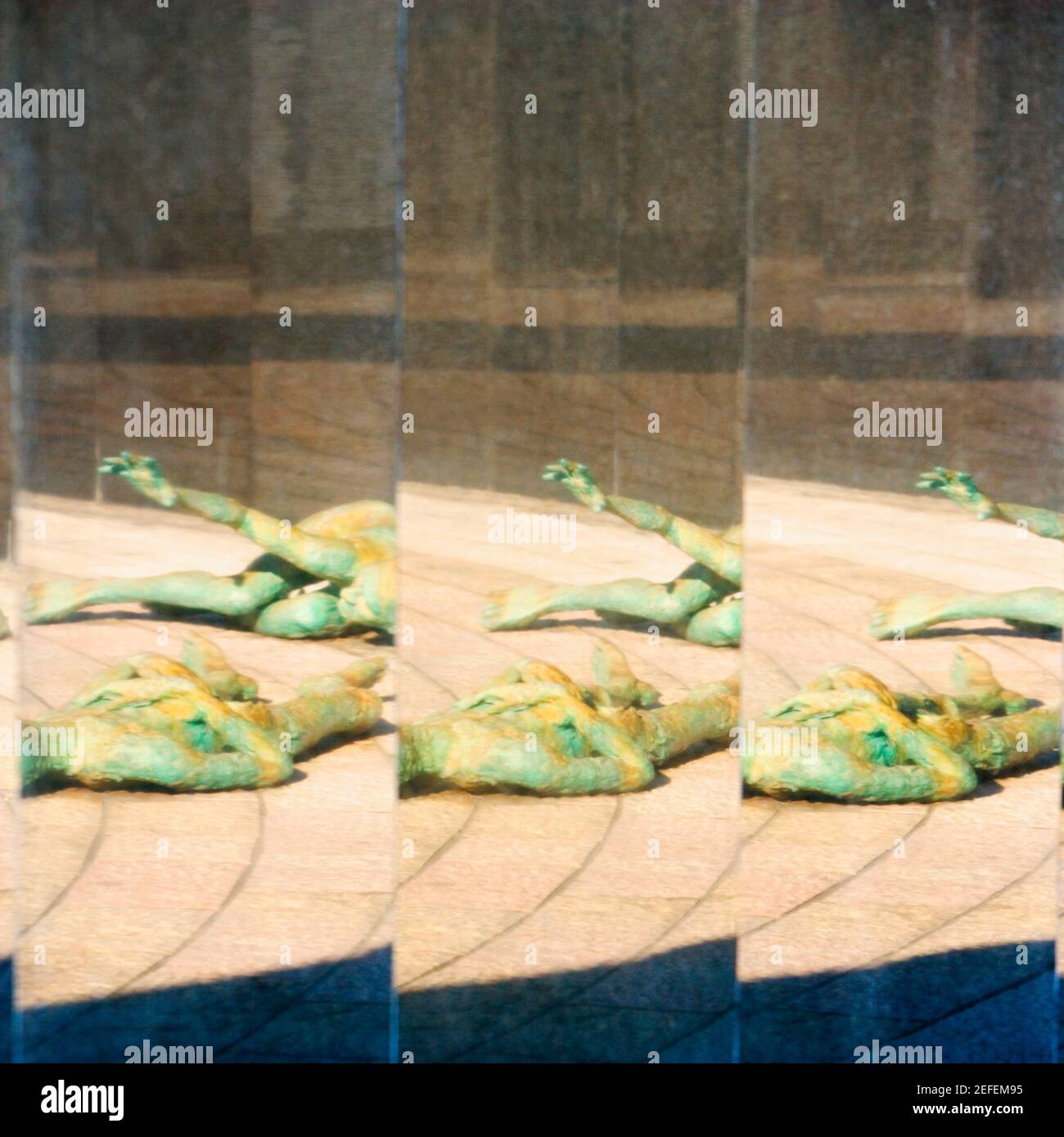 Continuity statue hi-res stock photography and images - Alamy