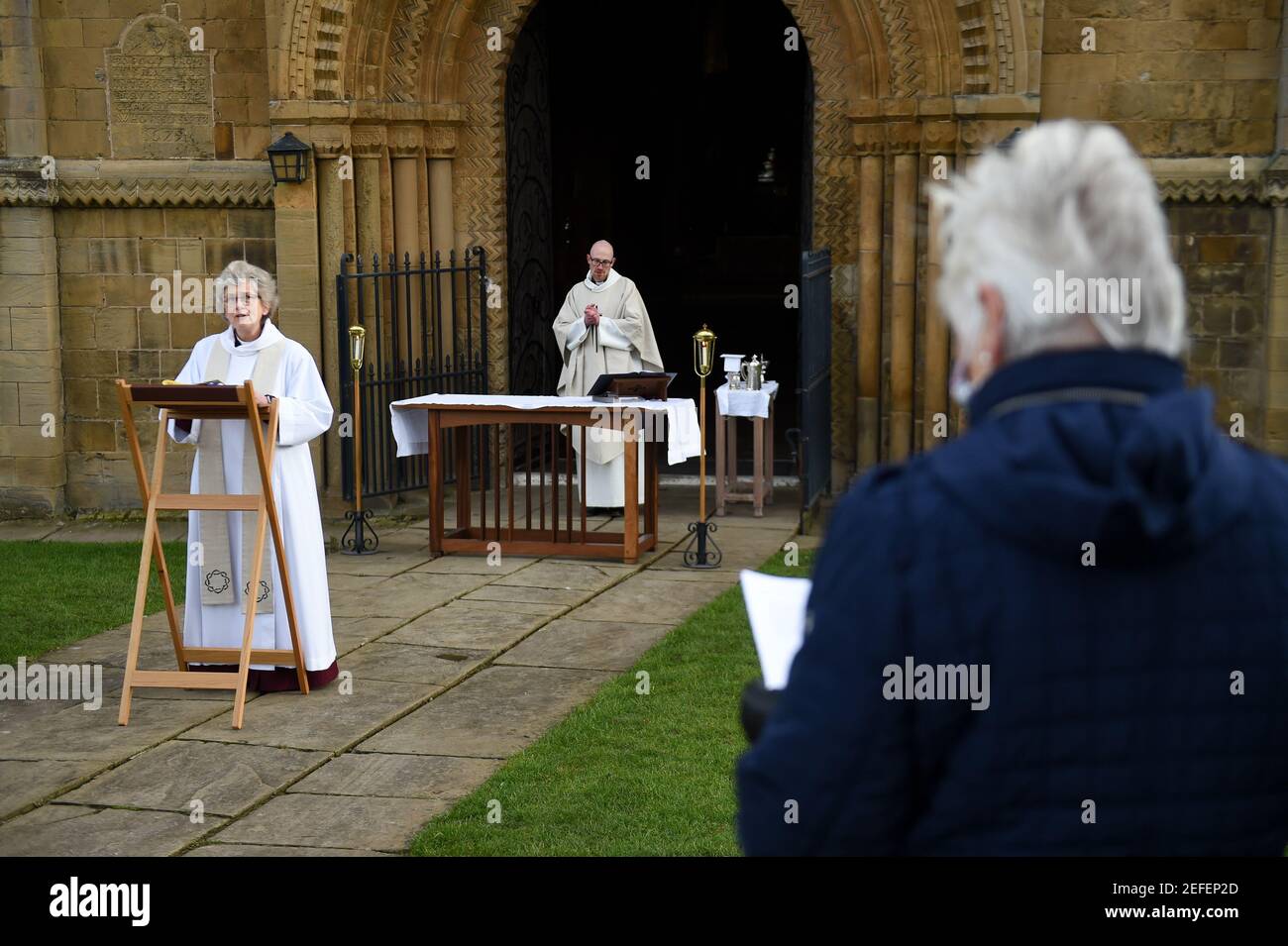 Reverend sullivan hi-res stock photography and images - Alamy