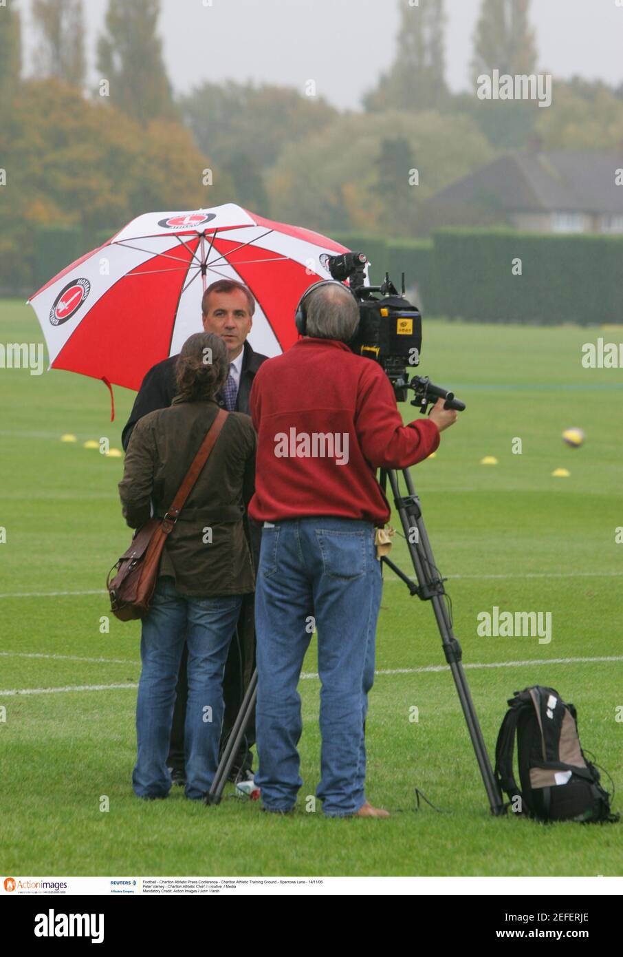 Soccer charlton press conference training ground hi-res stock ...