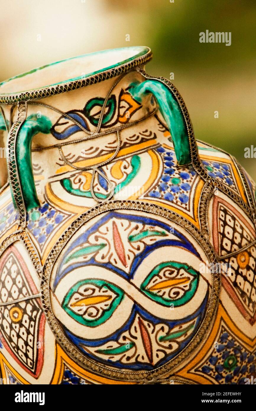 Positano pottery ceramics ceramic hi-res stock photography and images ...