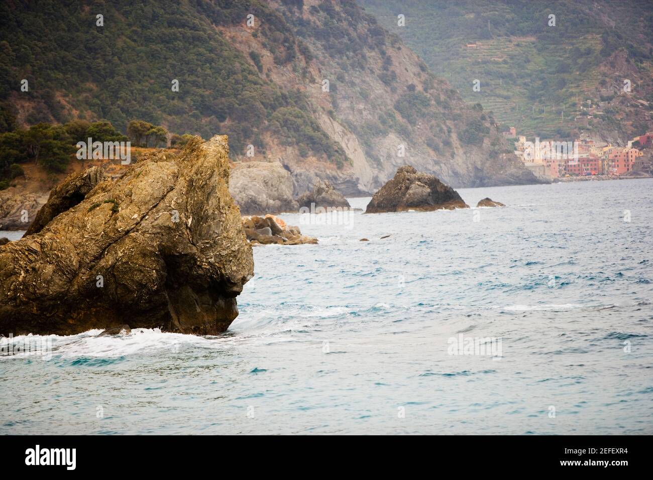 Rocks in the sea, Mar Ligure, Italian Riviera, Cinque Terre National ...