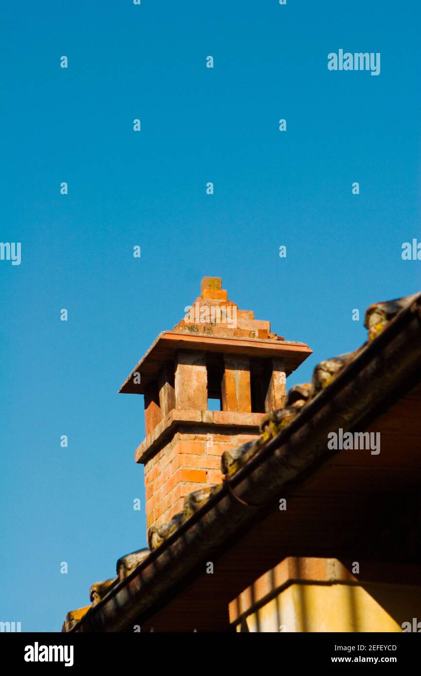 Chimney man made structure hi-res stock photography and images - Alamy