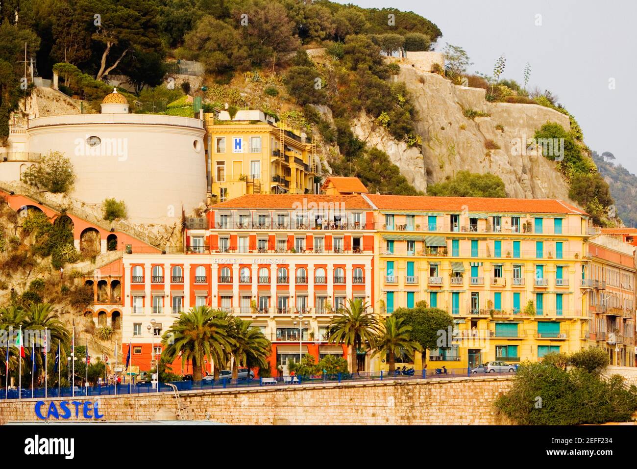 La te da hi-res stock photography and images - Alamy