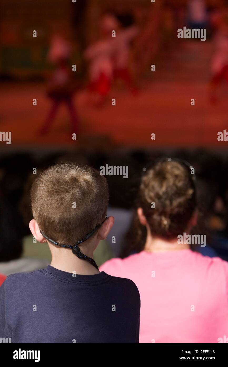 People watching a stage performance hi-res stock photography and images ...