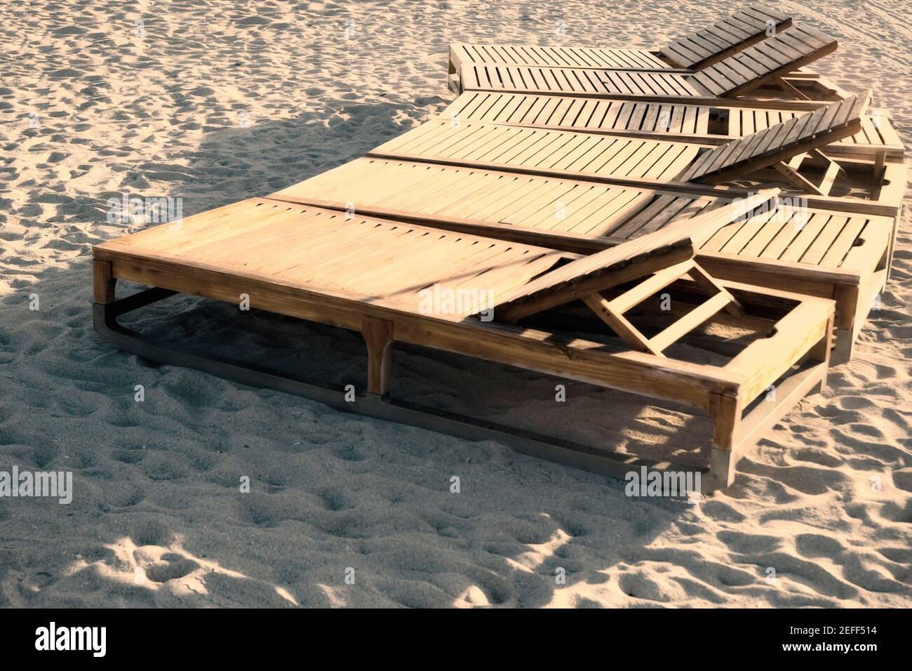 Beach chair high angle view hi-res stock photography and images - Alamy