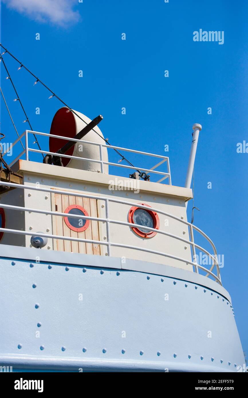 Low angle view of a ship cabin Stock Photo - Alamy