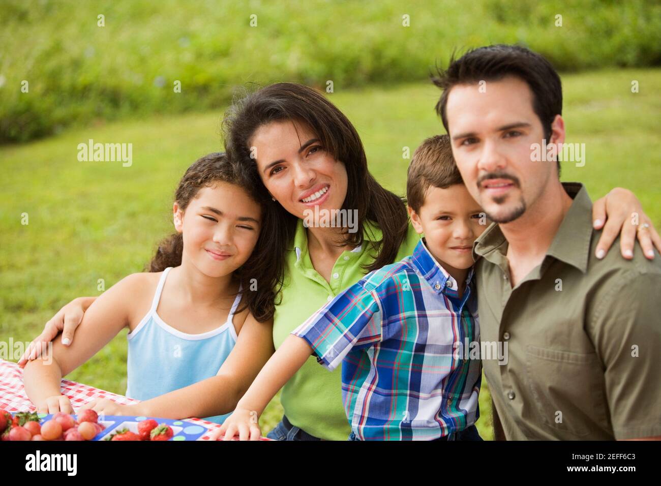 Portrait of parents with their children Stock Photo - Alamy
