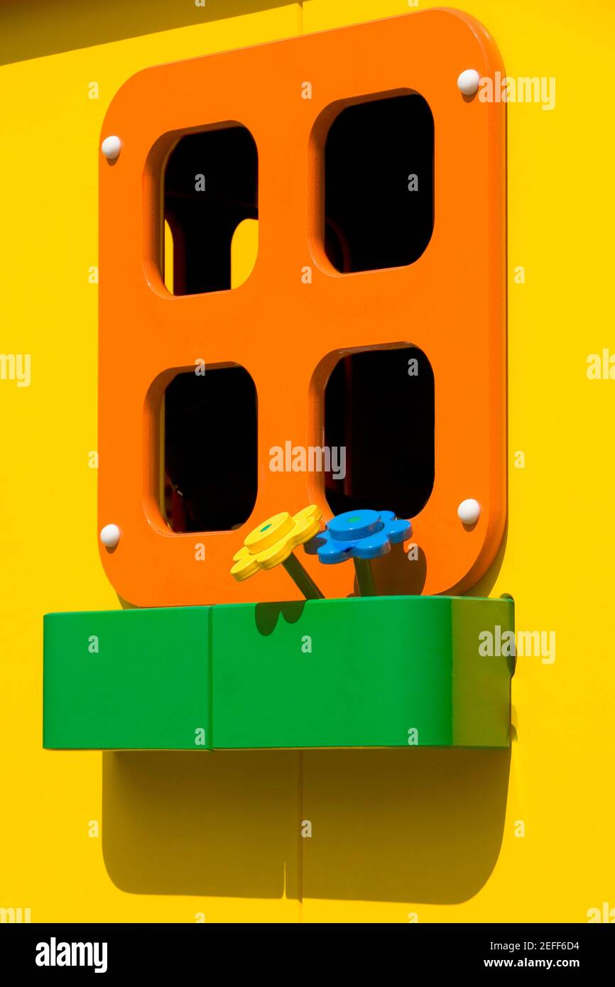 Plastic playhouse hi-res stock photography and images - Alamy