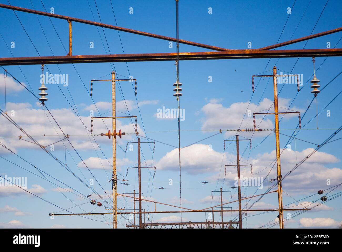 Electricity cables line railway tracks hi-res stock photography and ...