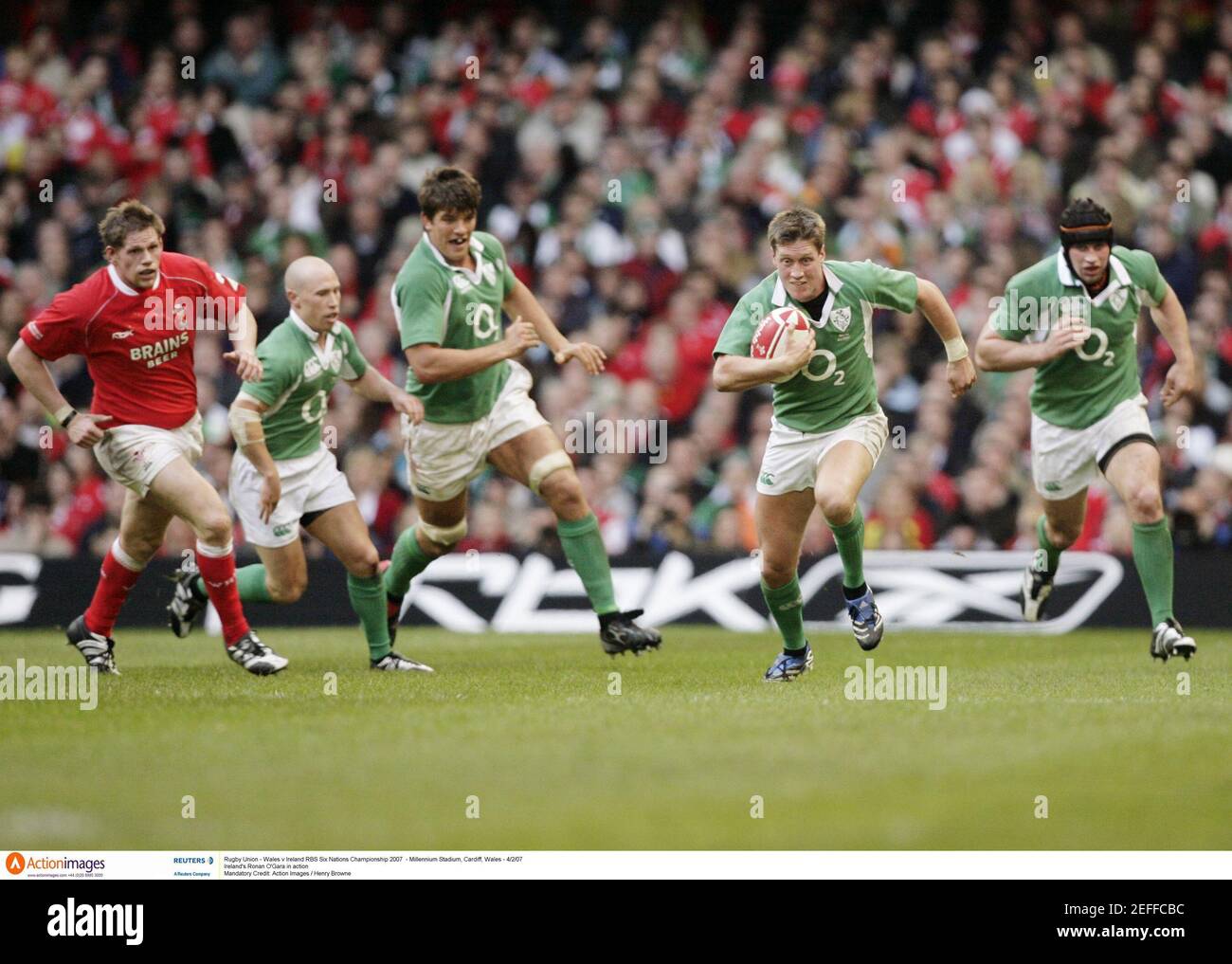 Irelands ronan ogara in action hi-res stock photography and images - Alamy