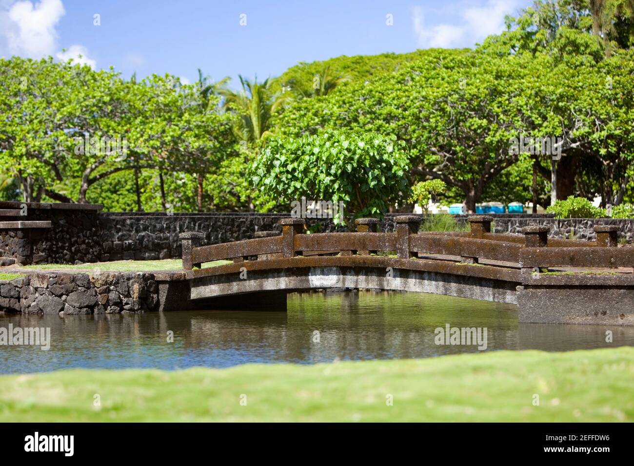 Bridge across a river, Liliuokalani Park and Gardens, Hilo, Big Island ...