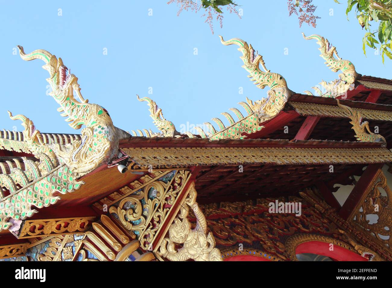 buddhist temple (wat lam chang) in chiang mai (thailand Stock Photo - Alamy