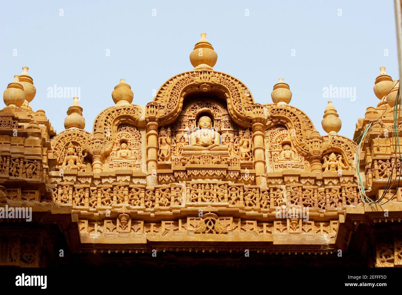 Section view of temple hi-res stock photography and images - Alamy