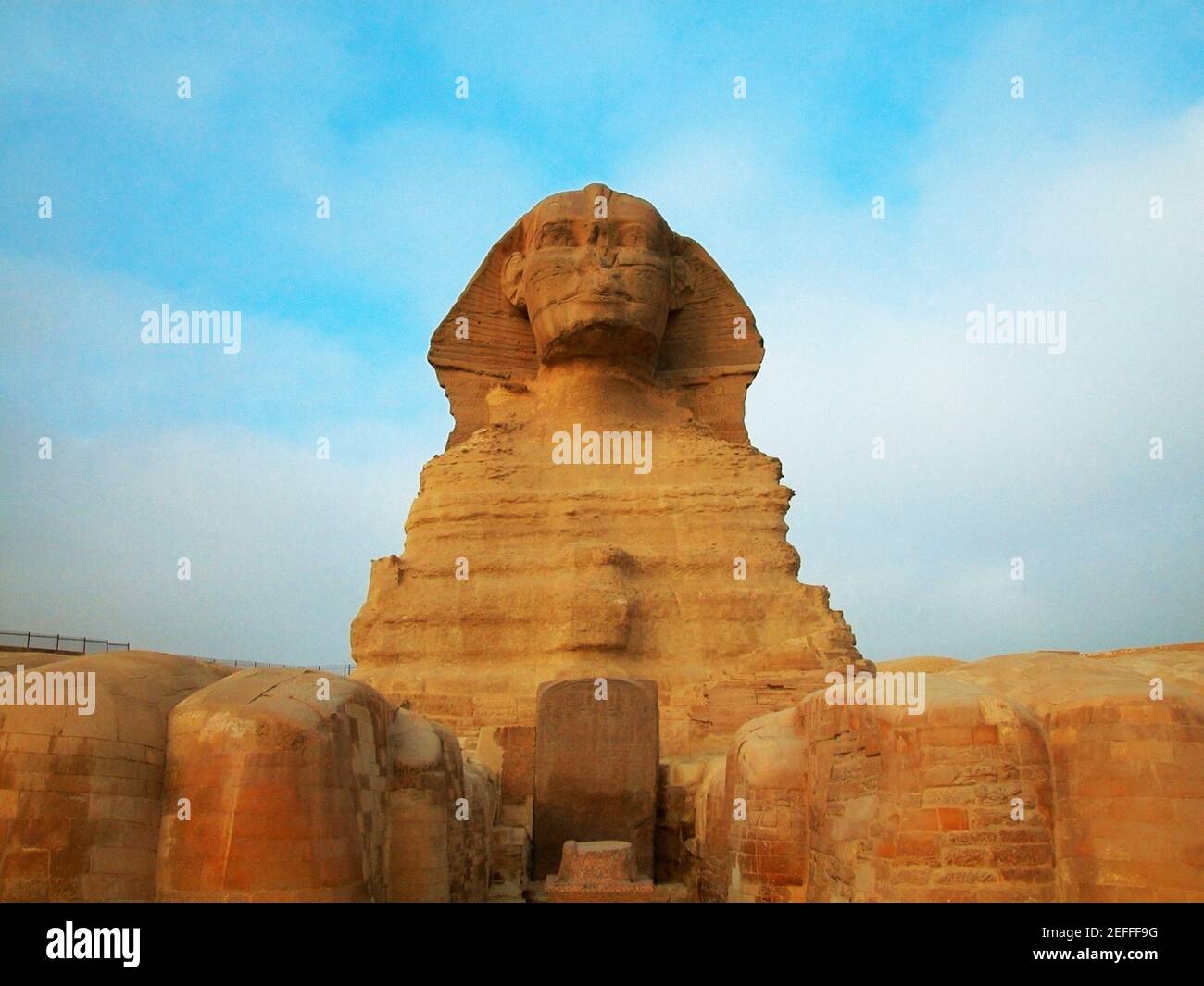 Statue sphinx front day hi-res stock photography and images - Alamy