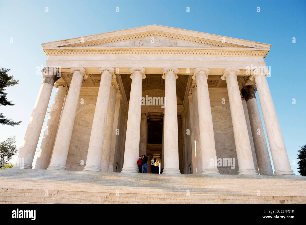 Full view washington monument hi-res stock photography and images - Alamy