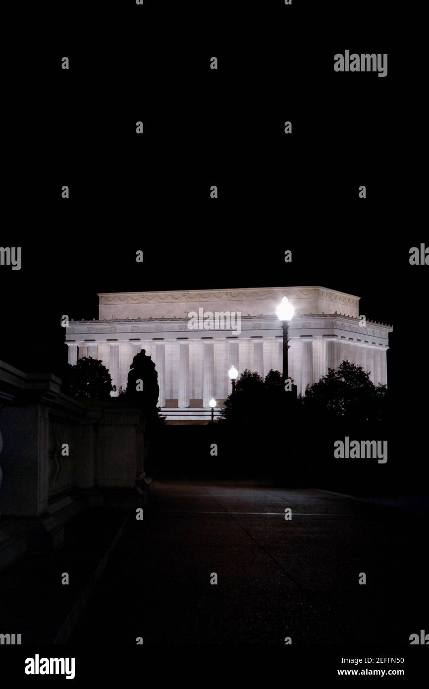 Washington monument and street lights hi-res stock photography and ...