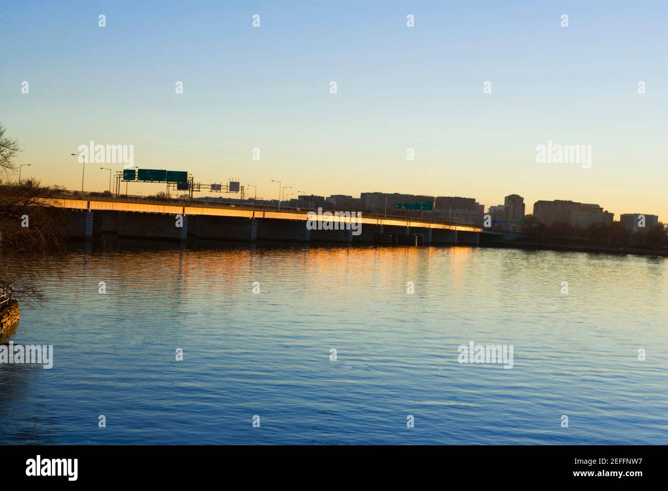 Dc bridge architecture hi-res stock photography and images - Alamy