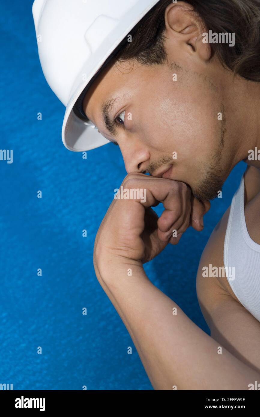 Construction worker thinking hi-res stock photography and images - Alamy