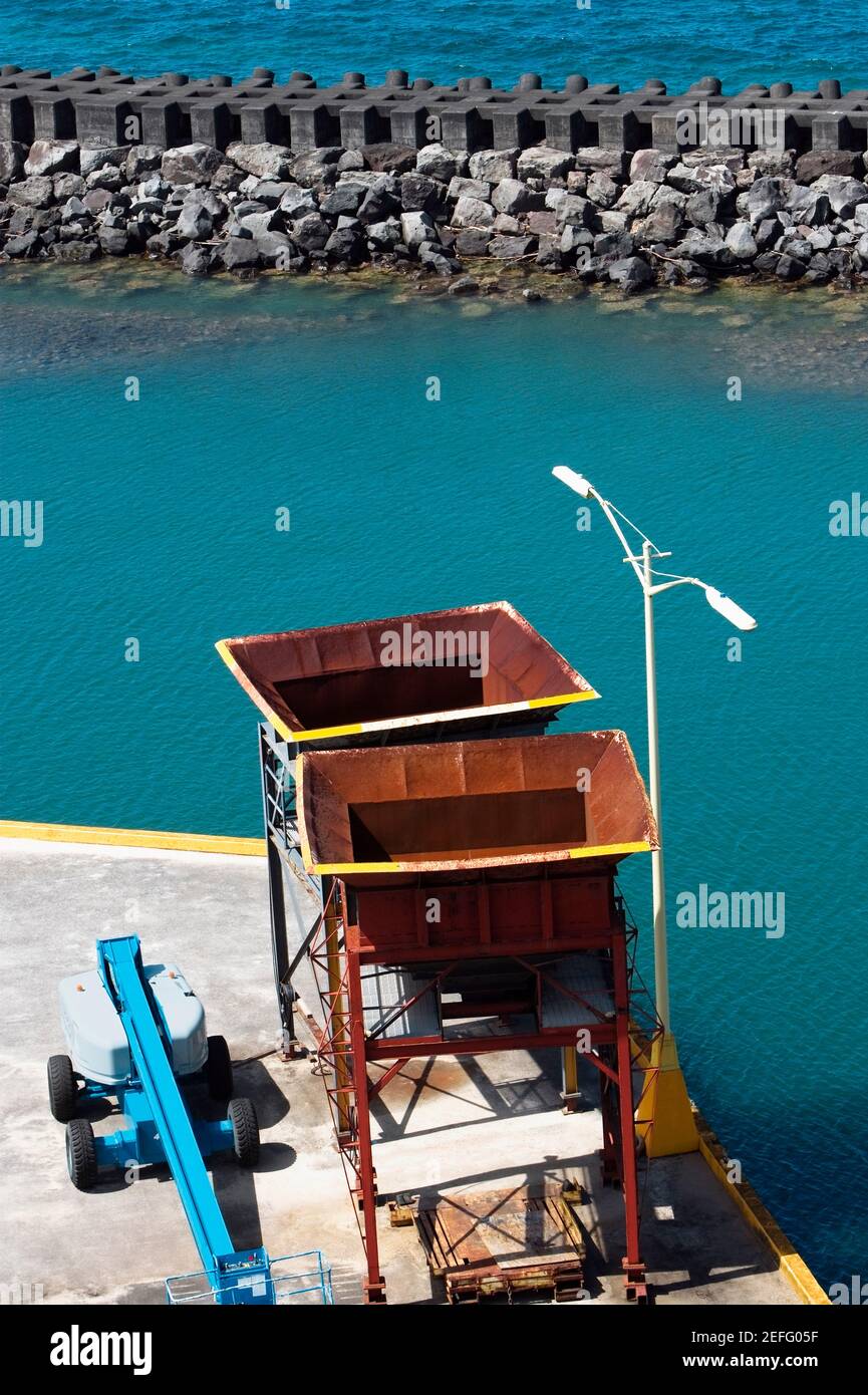 Dock towers hi-res stock photography and images - Alamy