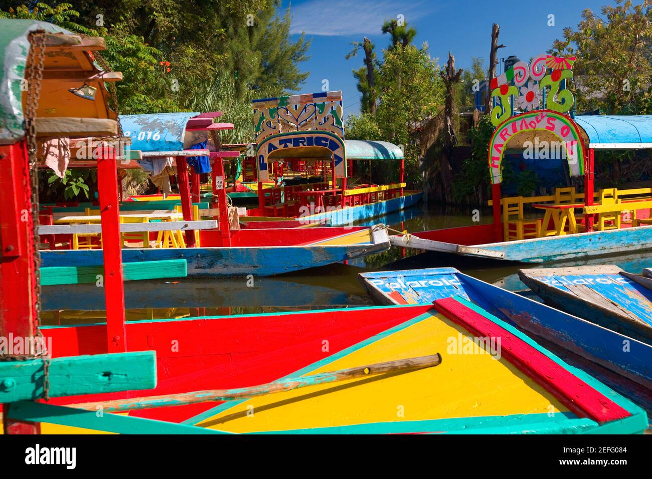 Trajineras hi-res stock photography and images - Alamy