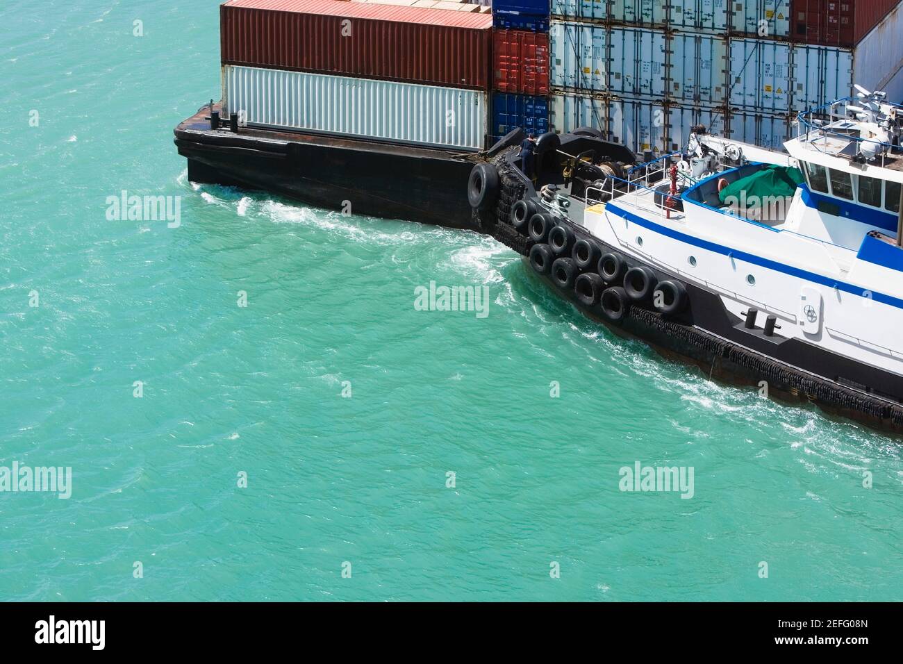 Containership from above hi-res stock photography and images - Alamy