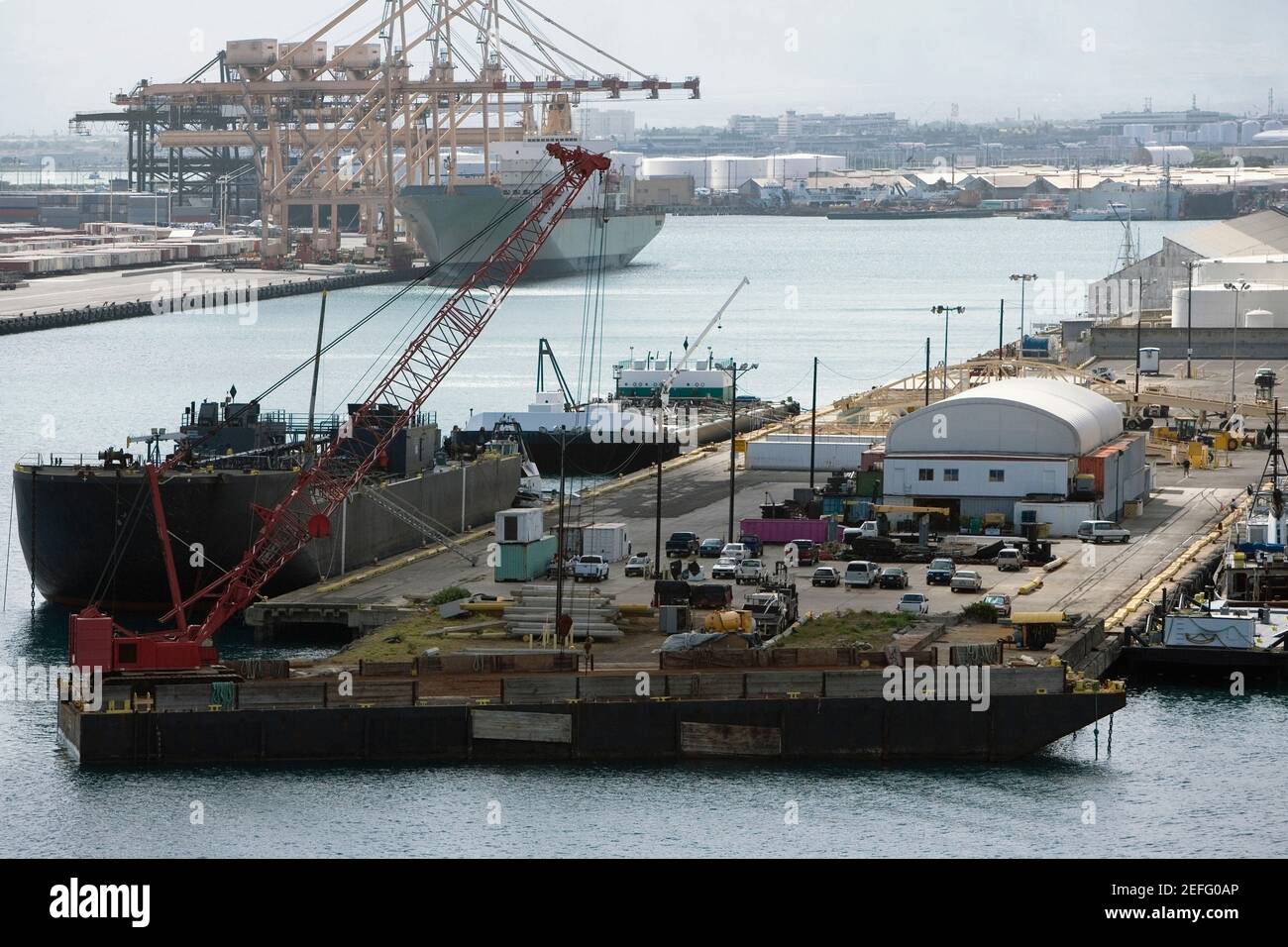 Containership construction hi-res stock photography and images - Alamy