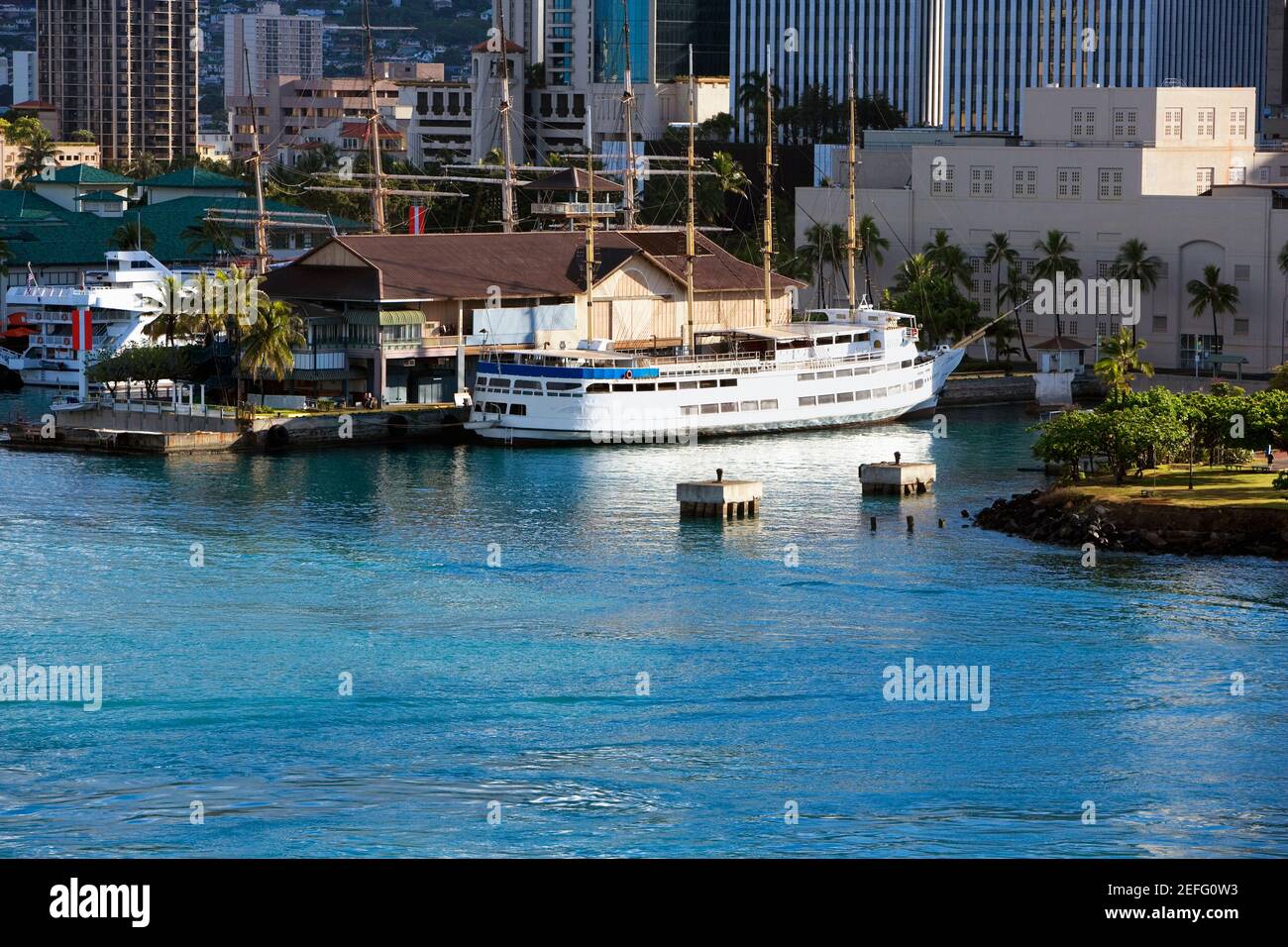 Cruise ship at a dock Stock Photo - Alamy
