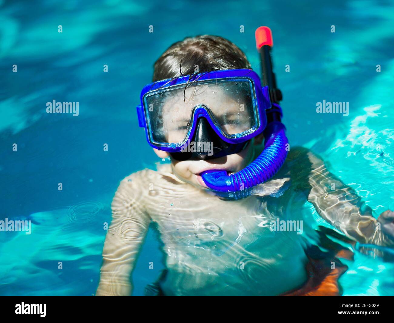 Boy Wearing Scuba Mask High Resolution Stock Photography and Images - Alamy