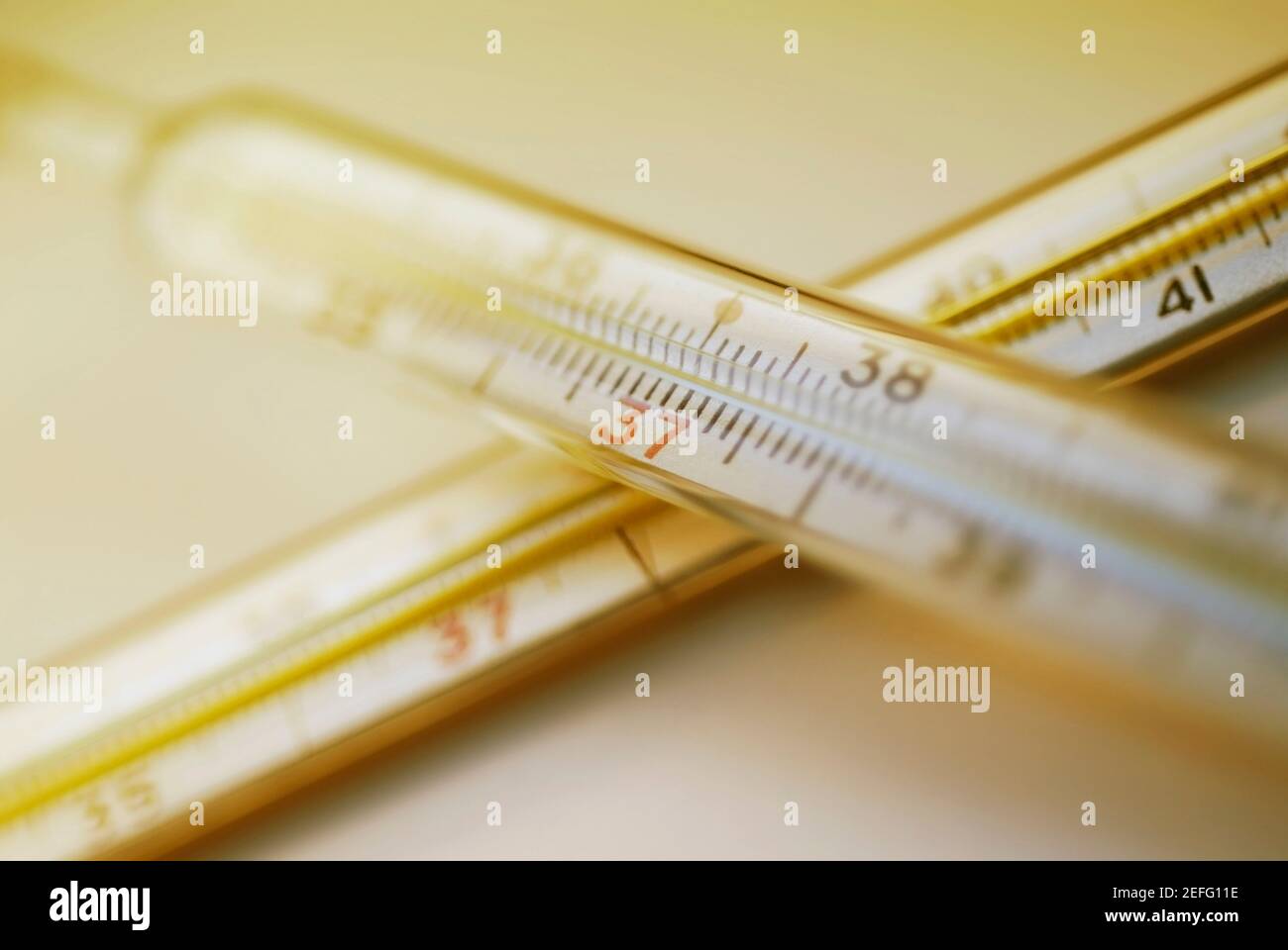Thermometers close up hi-res stock photography and images - Alamy