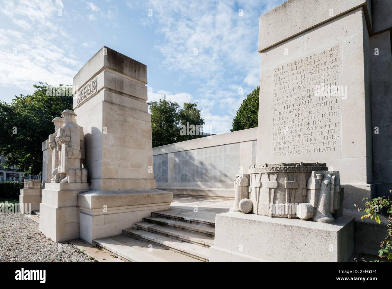Le monument des Anglais à Soissons Stock Photo - Alamy