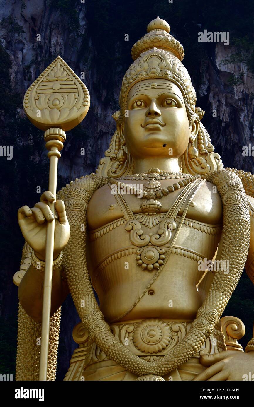 Statue of hindu god Muragan at Batu caves, Kuala Lumpur, Malaysia ...
