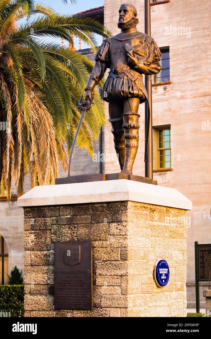 Statue of don pedro menendez de aviles hi-res stock photography and ...