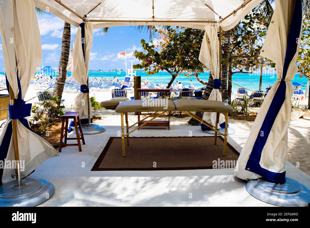 Cable Beach Bahamas High Resolution Stock Photography and Images - Alamy