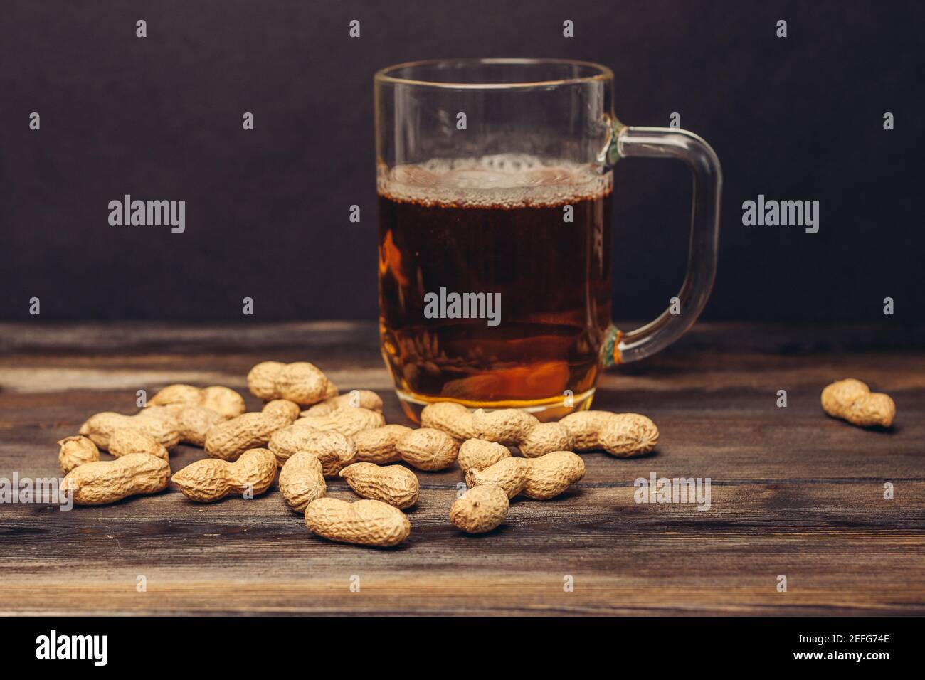Arrangement of various shells hi-res stock photography and images - Alamy