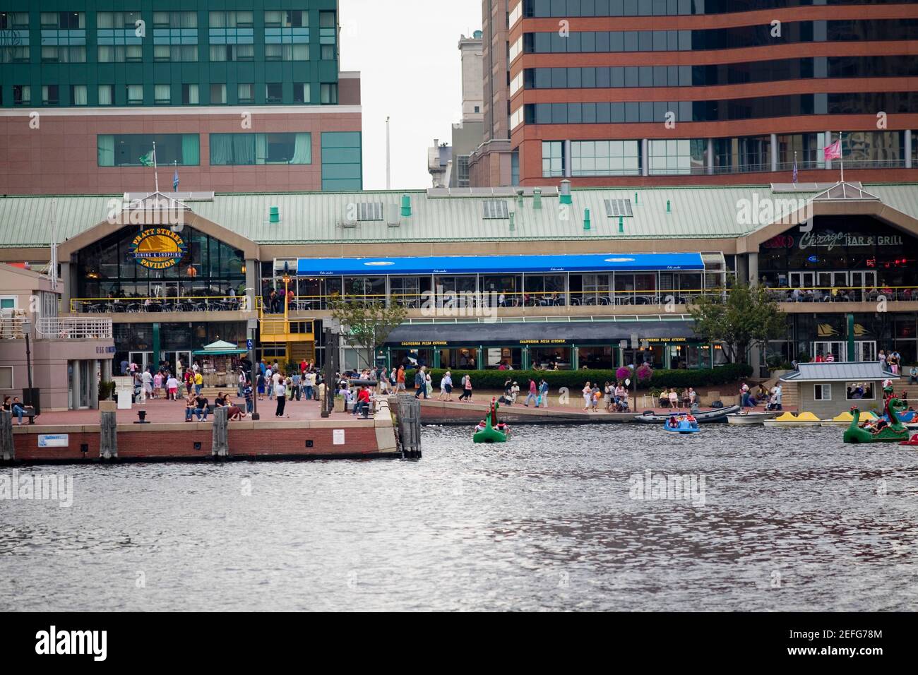 Baltimore inner harbor boat people hi-res stock photography and images ...