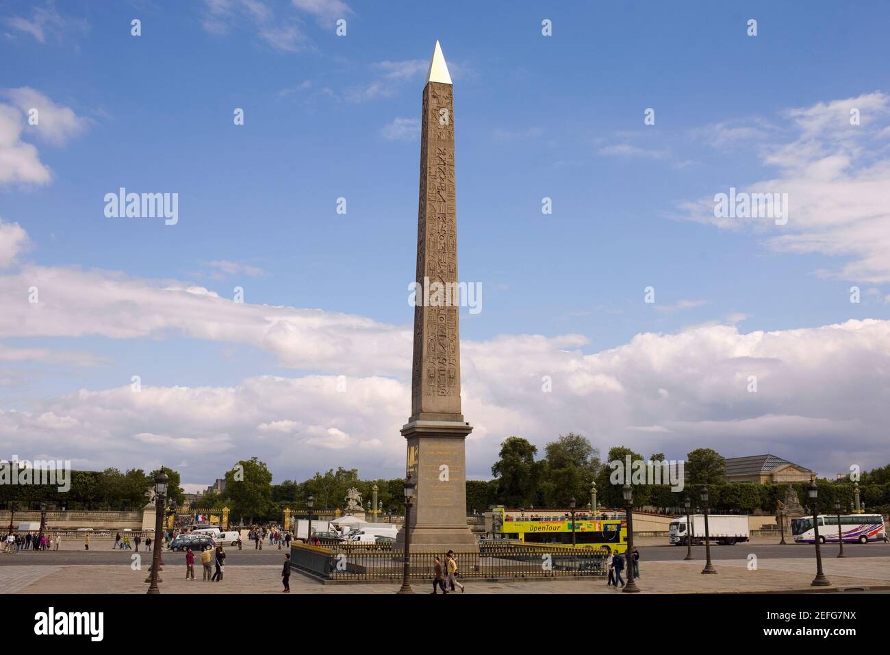 Obelisk at a roadside, Obelisk of Luxor, Place De La Concorde, Paris ...