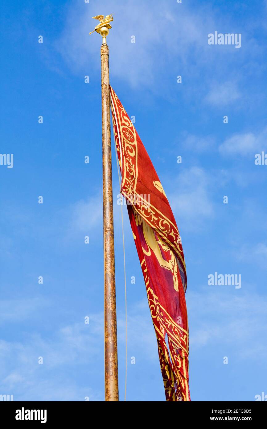 Venetian flag pole hi-res stock photography and images - Alamy