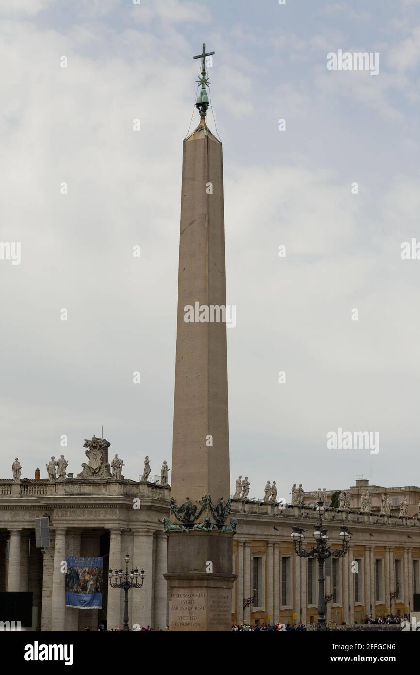 Obelisk in front of a church, St PeterÅ½s Basilica, St PeterÅ½s Square ...