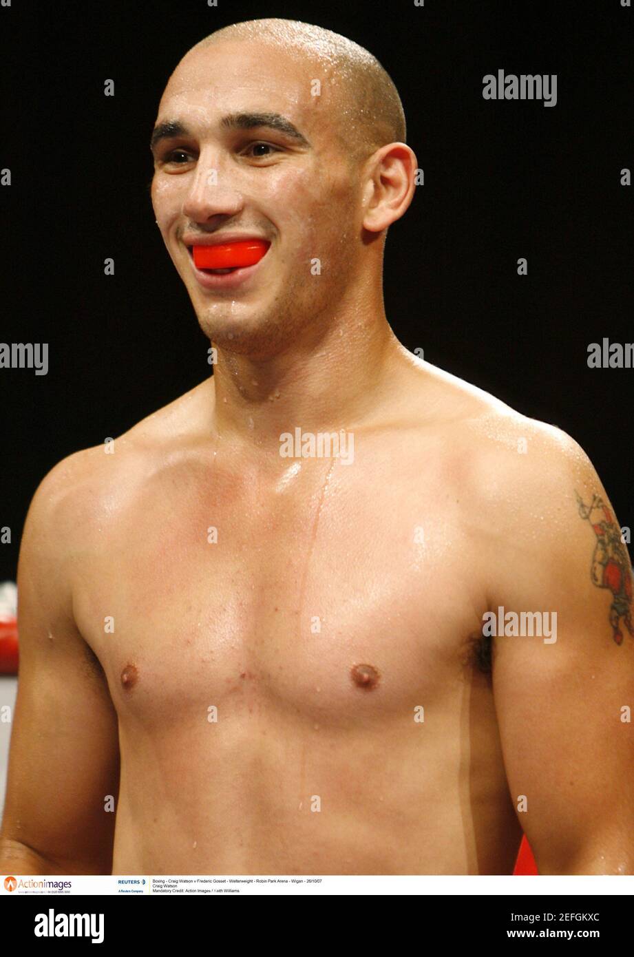 Robin watson hi-res stock photography and images - Alamy