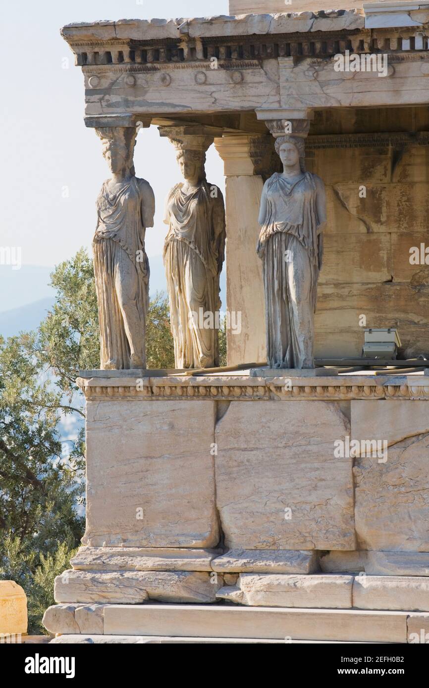 Female statue athens greece hi-res stock photography and images - Alamy