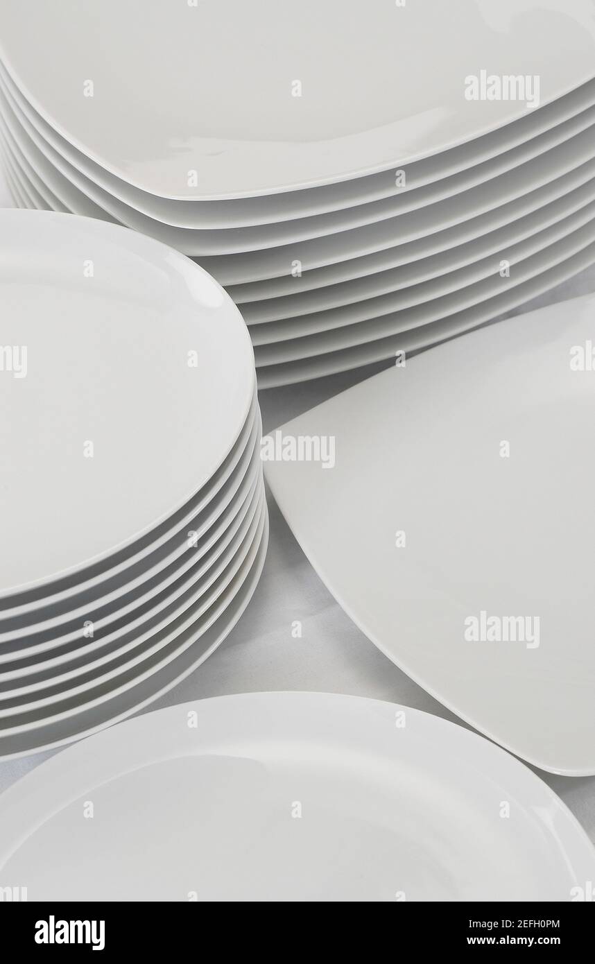 Large group plates hi-res stock photography and images - Alamy