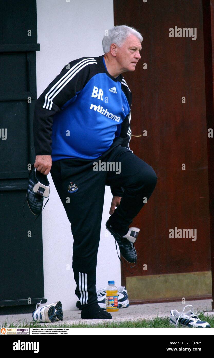 Bobby robson newcastle training hi-res stock photography and images - Alamy
