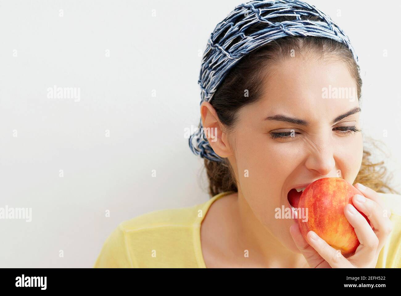 Apple bite close hi-res stock photography and images - Alamy